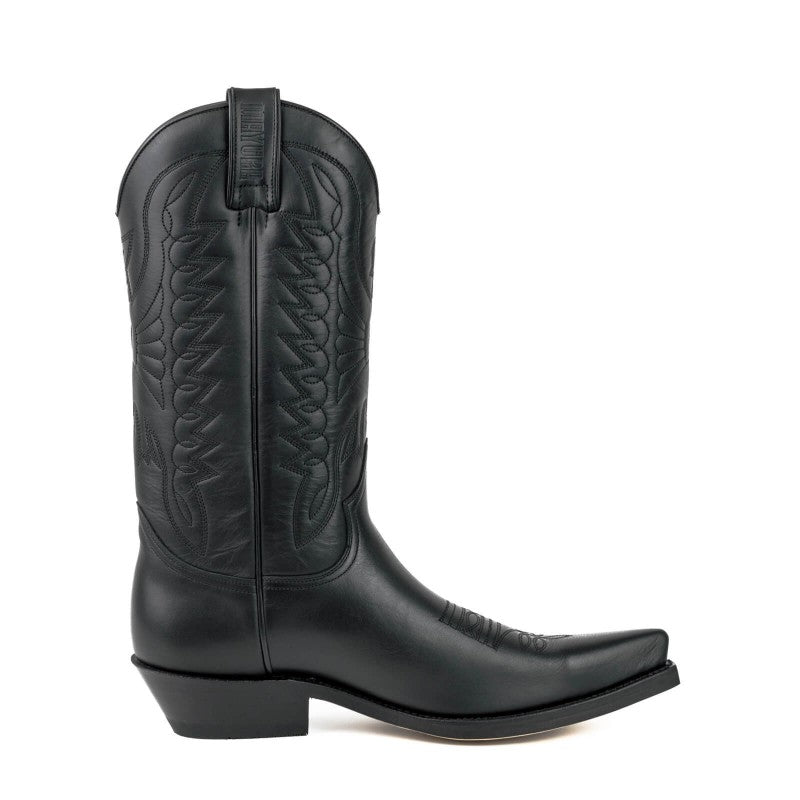 Cowboy Boots for Women and Men Handcrafted in Black Leather 1920 Texans